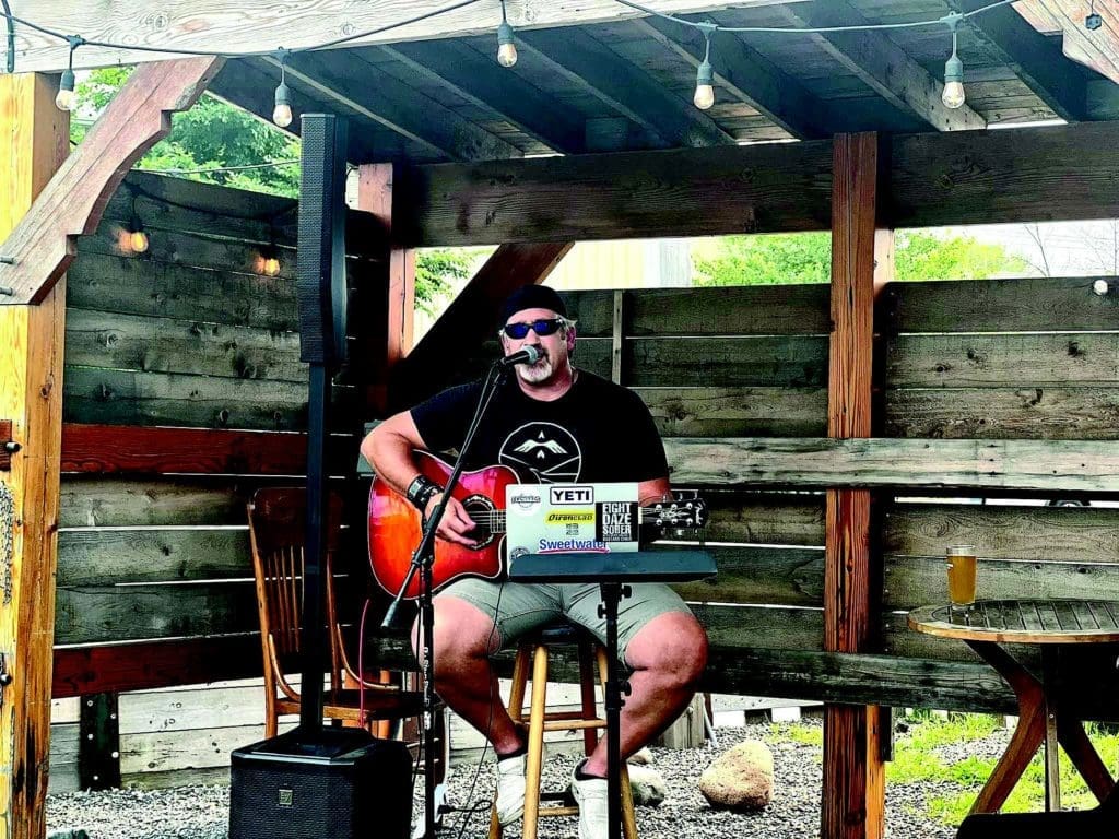 Pat Eliasen is Cook County’s Singing Sheriff | North Shore Journal ...